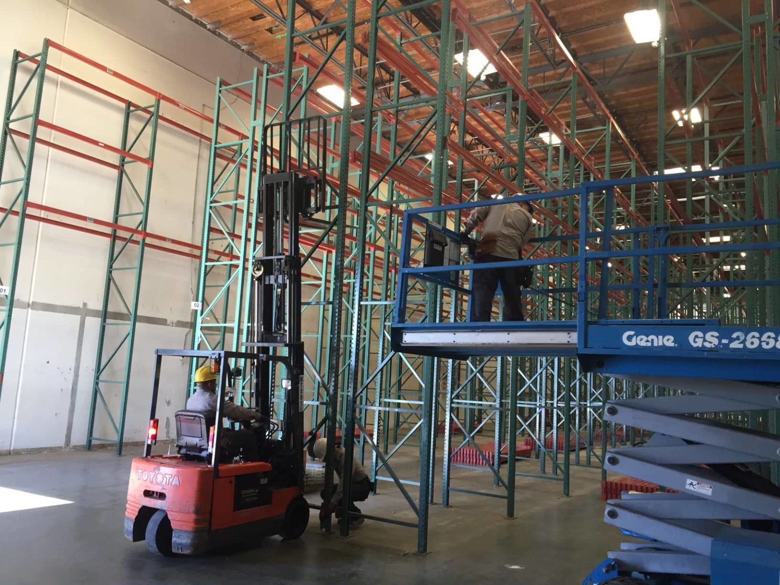 Pallet Rack Load Beams